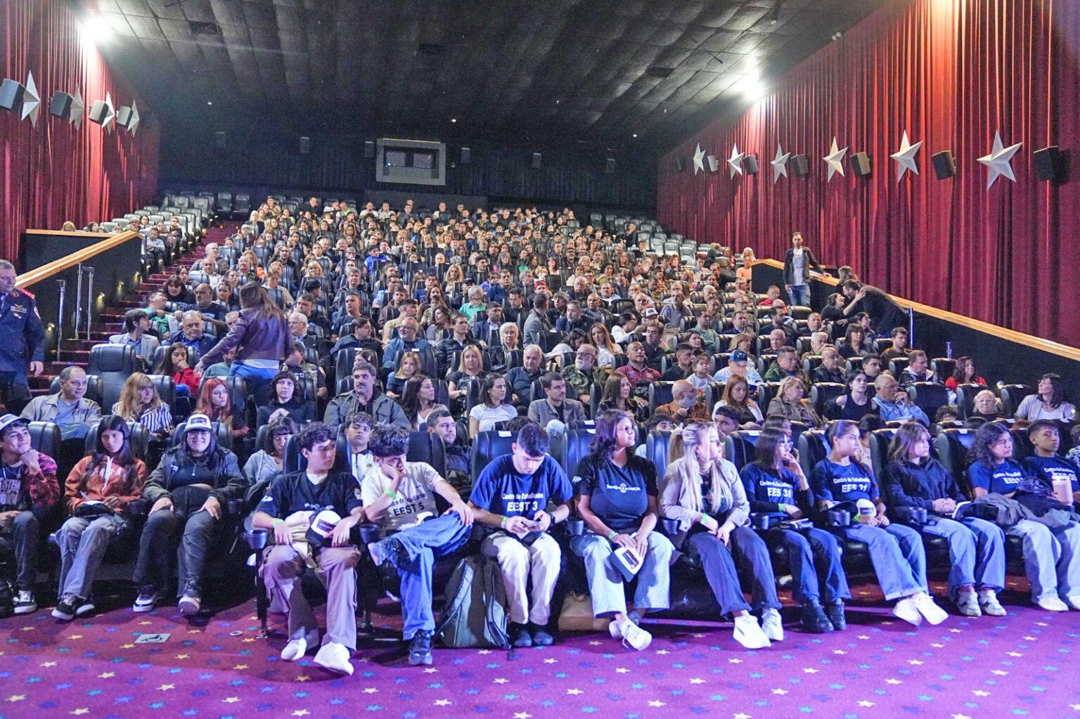 La obra “Malvinas, legado de sangre” producida en Merlo fue premiada en ...